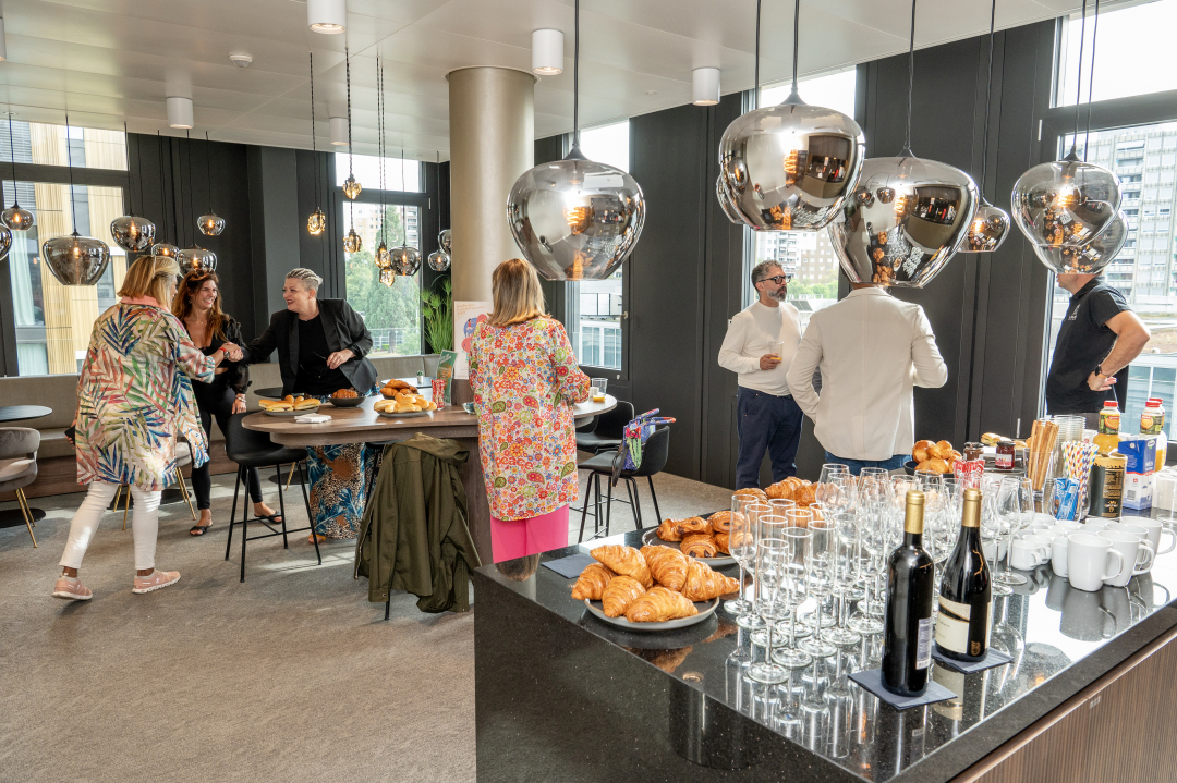 Urban Project SA inaugure ses nouveaux bureaux genevois. | URBAN PROJECT SA